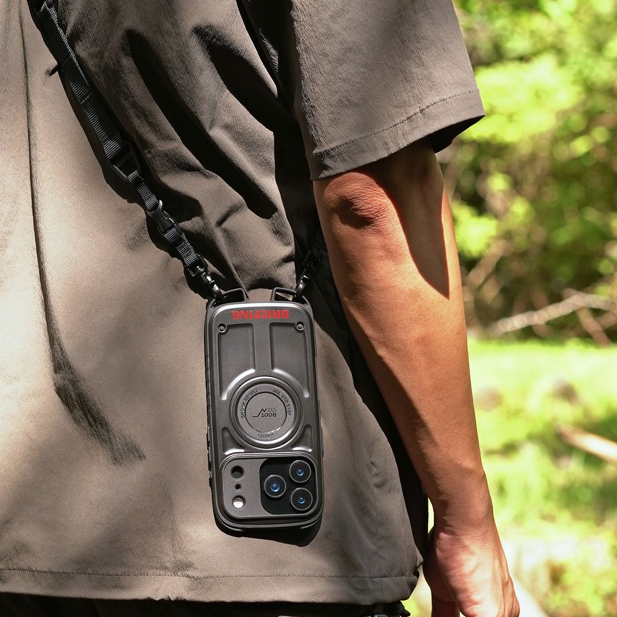 アウトドア仕様の耐衝撃 iPhone17Pro対応ケース｜ROOT CO. ONLINE SHOP